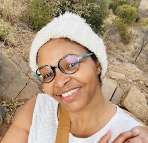 Simphiwe Dana Biography, Age, Musics and Net Worth – Contents101