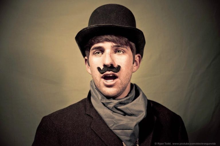 Ian Hecox Biography, Age, Career and Net Worth – Contents101