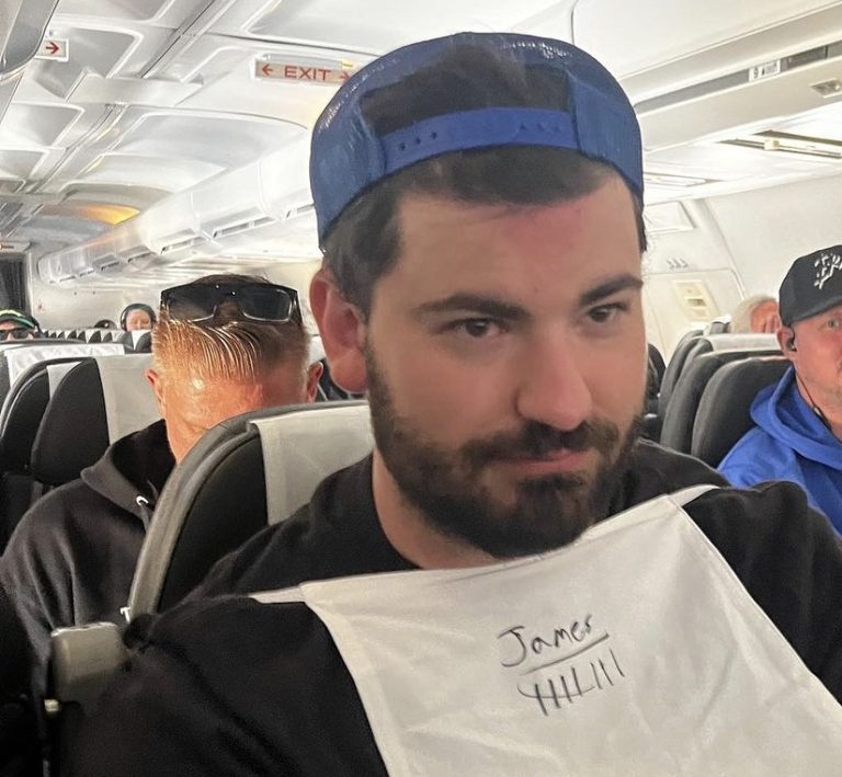 Zach Bryan Biography, Age, Career and Net Worth – Contents101