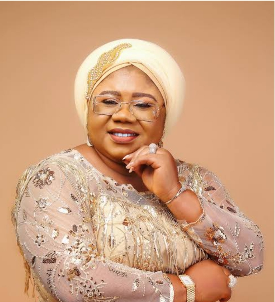 ESTHER IGBEKELE BIOGRAPHY, EDUCATION, CAREER, CONTROVERSIES AND NET WORTH – Contents101