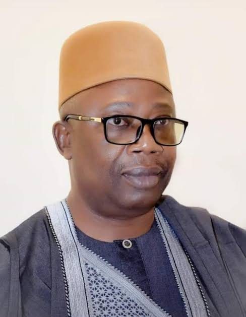 OLAJIDE IPINSAGBA BIOGRAPHY, EDUCATION, CAREER, CONTROVERSIES AND NET ...